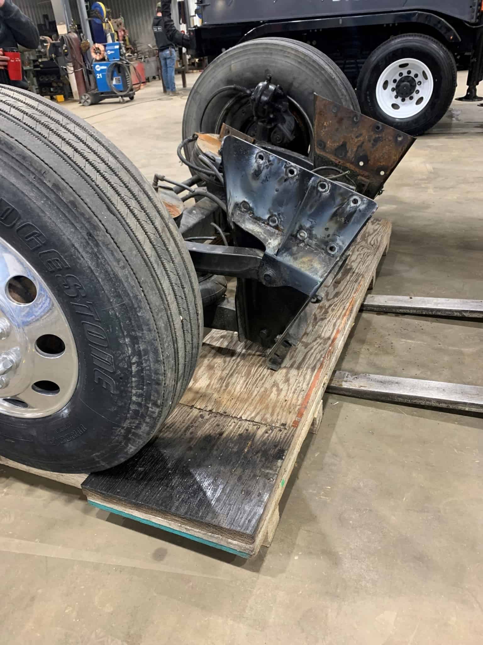 Steer drop axle | Puck